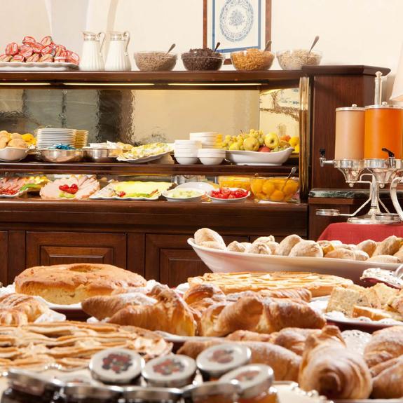 Hotel Nazionale Roma | 4 Star Hotel in The Centre of Rome